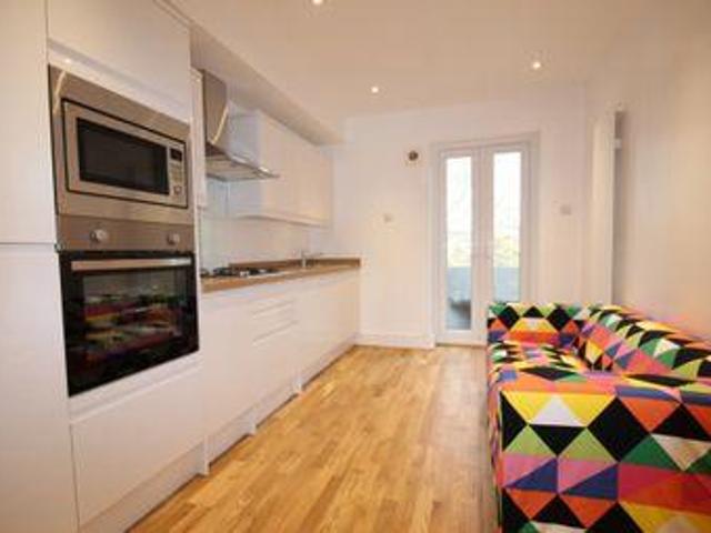3 Bedrooms Flat for rent in Shanklin Road, Brighton BN2
