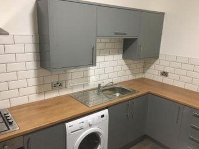 3 Bedrooms Flat for rent in Sheldon Road, Netheredge, Sheffield S7