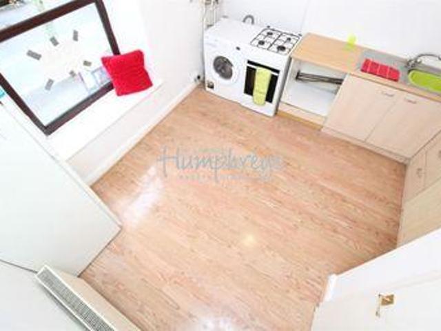 3 Bedrooms Flat for rent in Sheldon Road, Sheffield S7