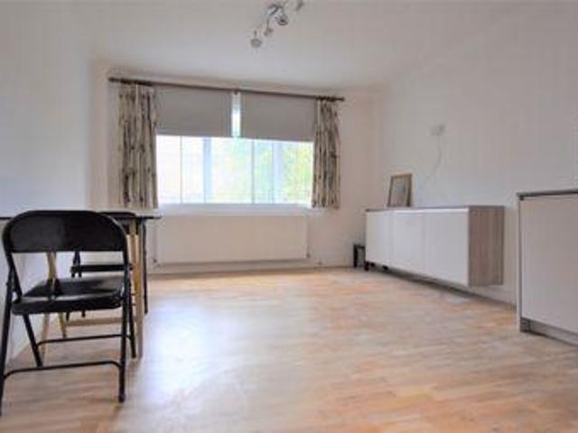 3 Bedrooms Flat for rent in Sheridan Court, 47 Belsize Road, Swiss Cottage, London NW6