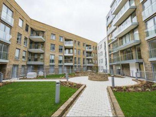 3 Bedrooms Flat for rent in Slate House, London, Middx E14
