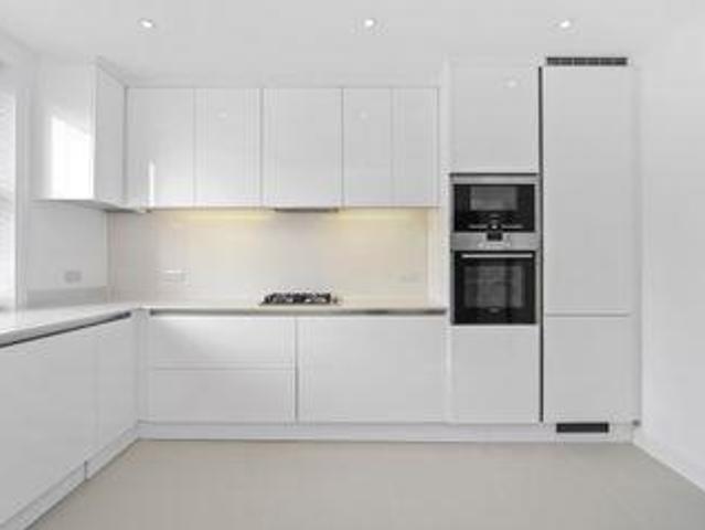 3 Bedrooms Flat for rent in Sloane Street, London SW1X