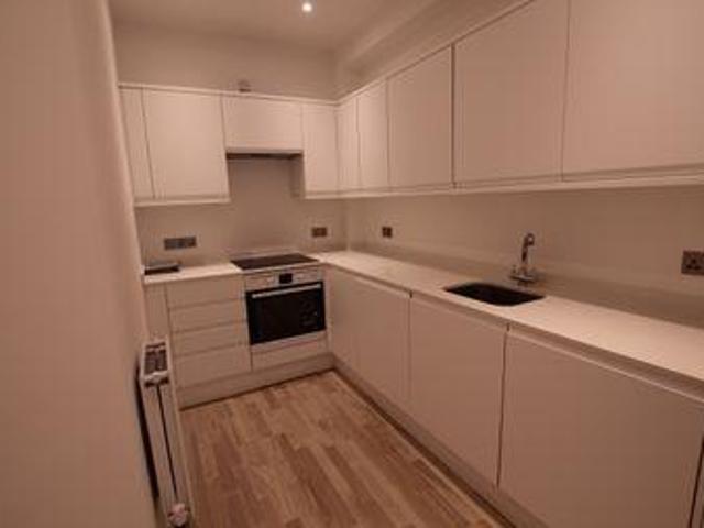 3 Bedrooms Flat for rent in Sphere, Bow E3