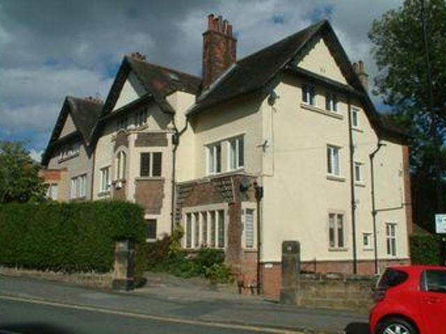 3 Bedrooms Flat for rent in Springfield Avenue, Harrogate HG1