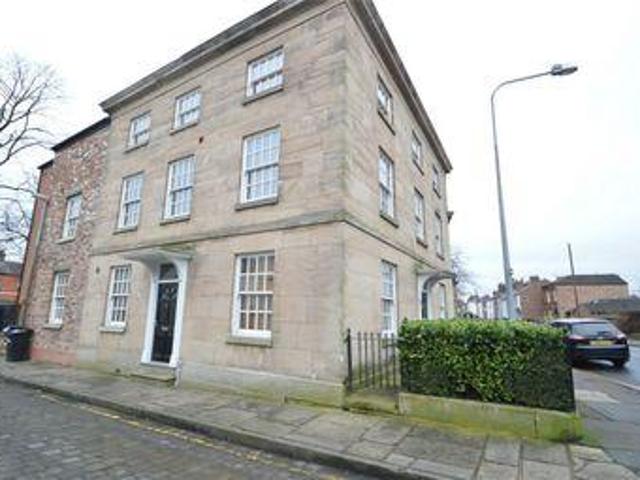 3 Bedrooms Flat for rent in St Albans Place, Chester Road, Macclesfield, Cheshire SK11
