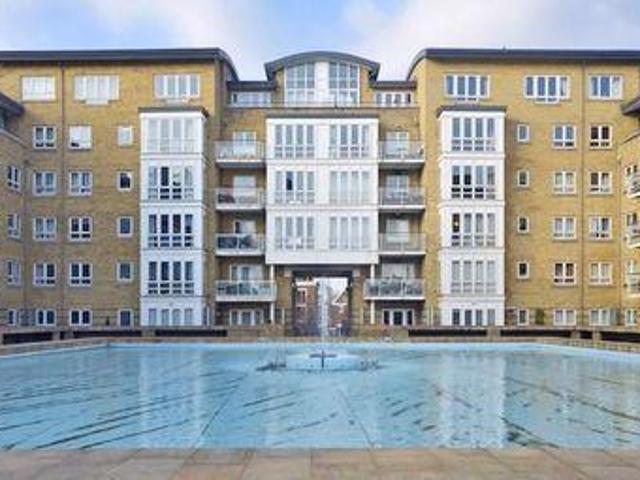 3 Bedrooms Flat for rent in St Davids Square, Canary Wharf E14