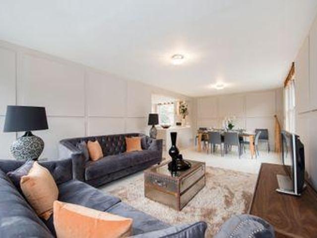 3 Bedrooms Flat for rent in St. Johns Wood Park, London NW8