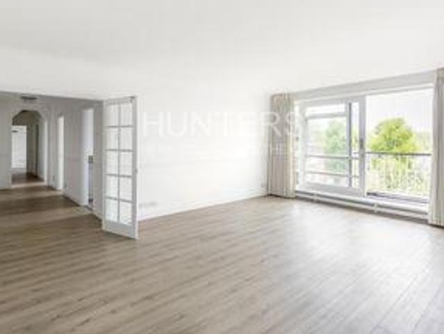 3 Bedrooms Flat for rent in St. Johns Wood Park, London NW8