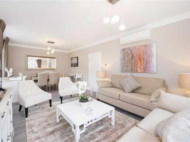 3 Bedrooms Flat for rent in St Johns Wood Park, St Johns Wood, London NW8