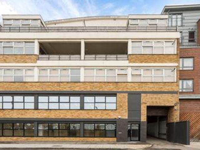 3 Bedrooms Flat for rent in St Pancras Way, Camden NW1