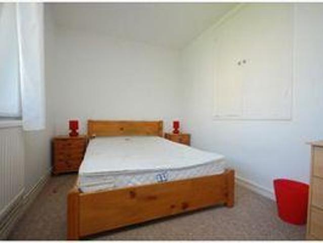 3 Bedrooms Flat for rent in St Vincents House, Grange Walk, Borough SE1