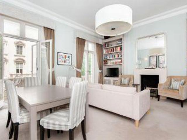 3 Bedrooms Flat for rent in Stanhope Gardens, London SW7