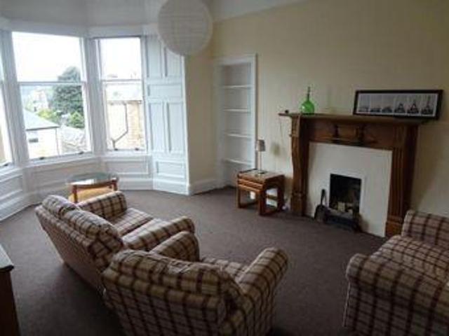 3 Bedrooms Flat for rent in Strathearn Road, Edinburgh EH9