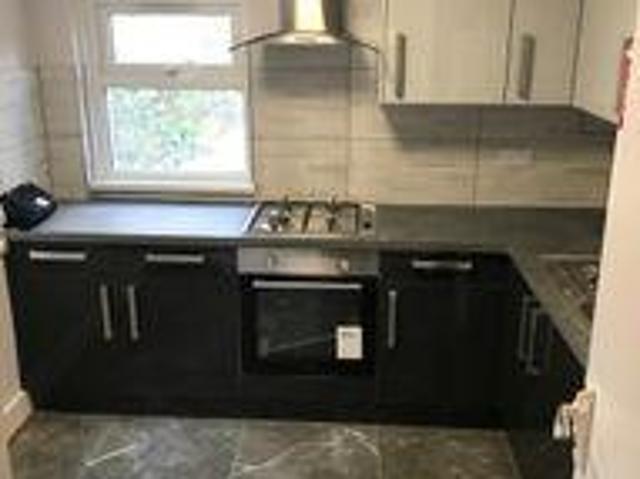 3 Bedrooms Flat for rent in Strode Road, London, Bruce Grove N17