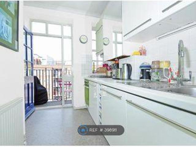 3 Bedrooms Flat for rent in Sumner Street, Southwark SE1