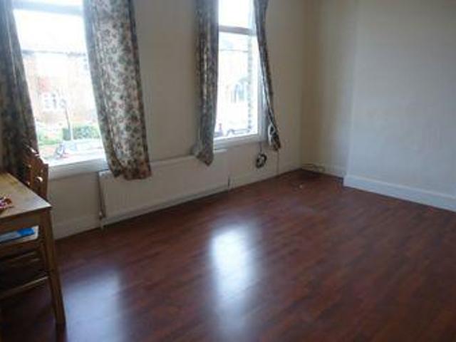 3 Bedrooms Flat for rent in Sydney Road, Muswell Hill N10