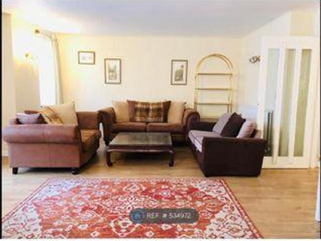 3 Bedrooms Flat for rent in Porchester Place, London W2
