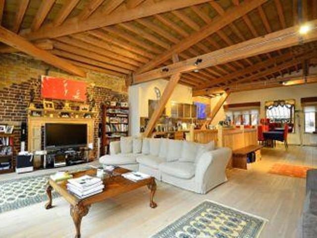 3 Bedrooms Flat for rent in Port East Apartments, Canary Wharf E14