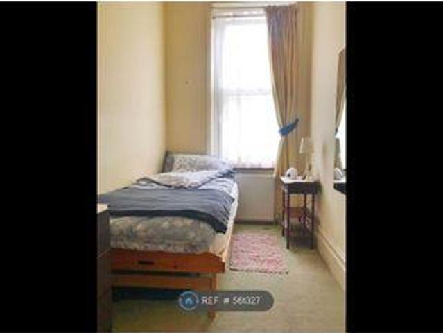 3 Bedrooms Flat for rent in Portnall Road, London W9