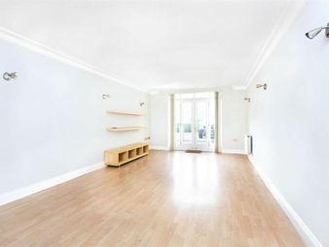 3 Bedrooms Flat for rent in Portland Court, 50 Trinity Street, London SE1