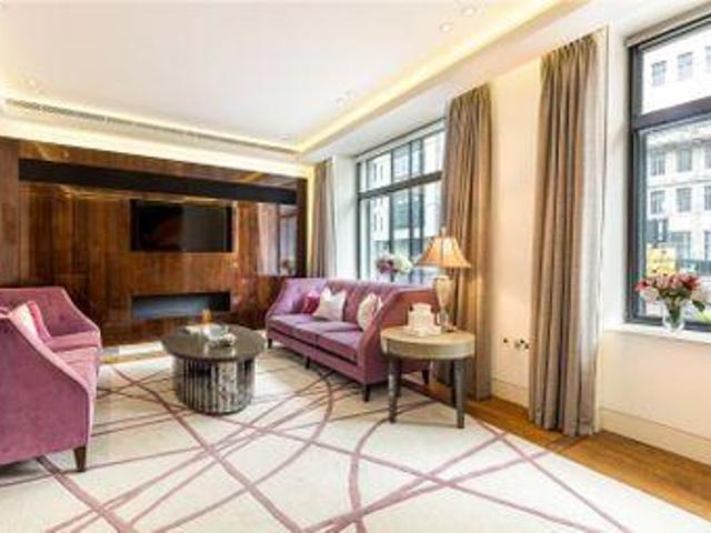 3 Bedrooms Flat for rent in Portland Place, London W1B