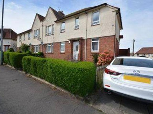 3 Bedrooms Flat for rent in Portland Road, Galston, Galston KA4