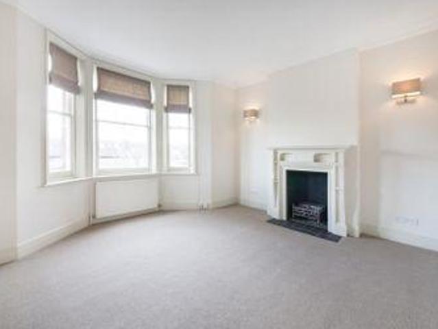 3 Bedrooms Flat for rent in Pater Street, London W8