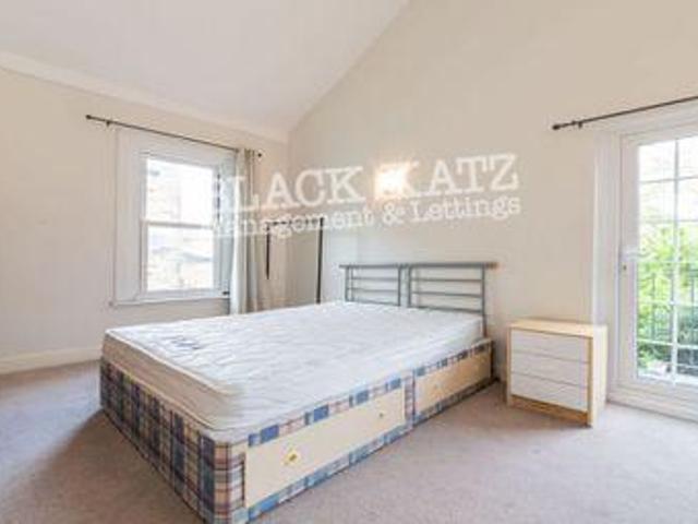 3 Bedrooms Flat for rent in Pavilion Terrace, Wood Lane, London W12