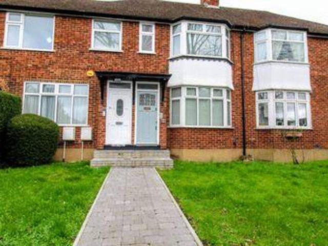 3 Bedrooms Flat for rent in Page Court, Page Street, London NW7