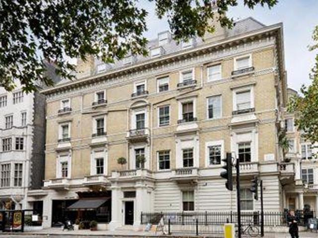 3 Bedrooms Flat for rent in Palace Gate, London W8