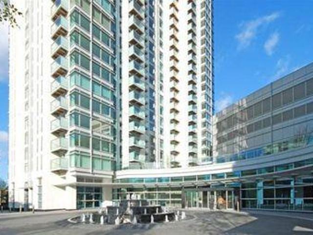 3 Bedrooms Flat for rent in Pan Peninsula West, South Quays, South Quay, Canary Wharf, London E14