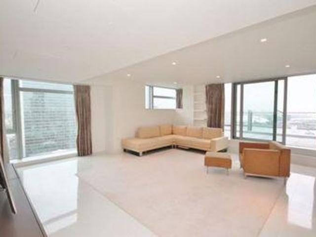 3 Bedrooms Flat for rent in Pan Peninsula Square, Canary Wharf E14