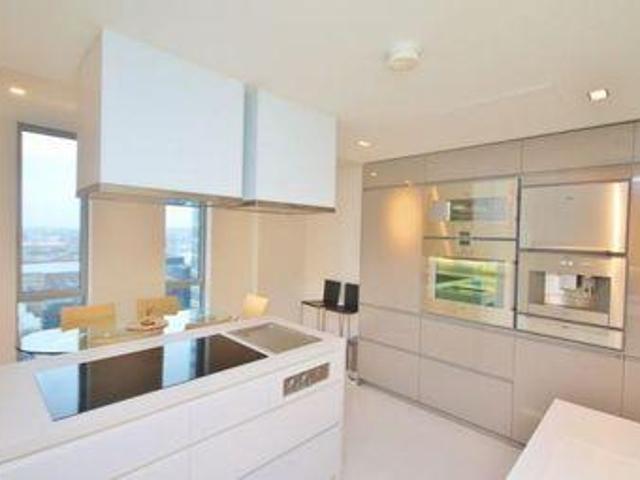 3 Bedrooms Flat for rent in Pan Peninsula Square, Canary Wharf E14