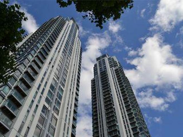 3 Bedrooms Flat for rent in Pan Peninsula Square, London E14