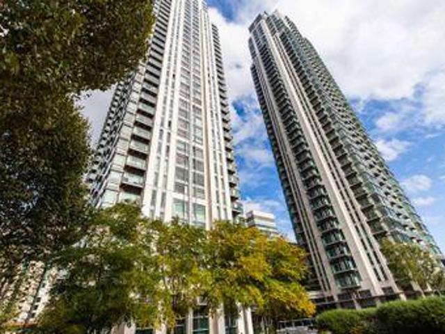 3 Bedrooms Flat for rent in Pan Peninsula Square, London E14