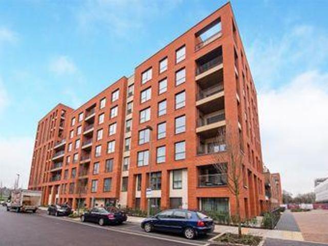 3 Bedrooms Flat for rent in Pandorea House, Colindale Gardens, Colindale NW9