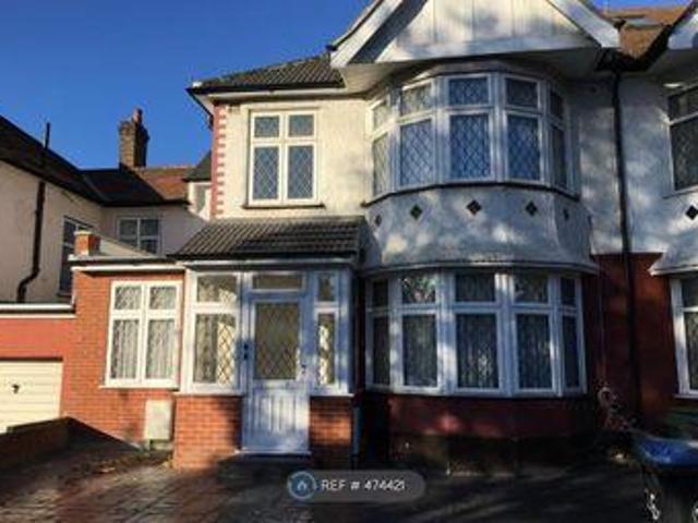 3 Bedrooms Flat for rent in Park View Road, London NW10