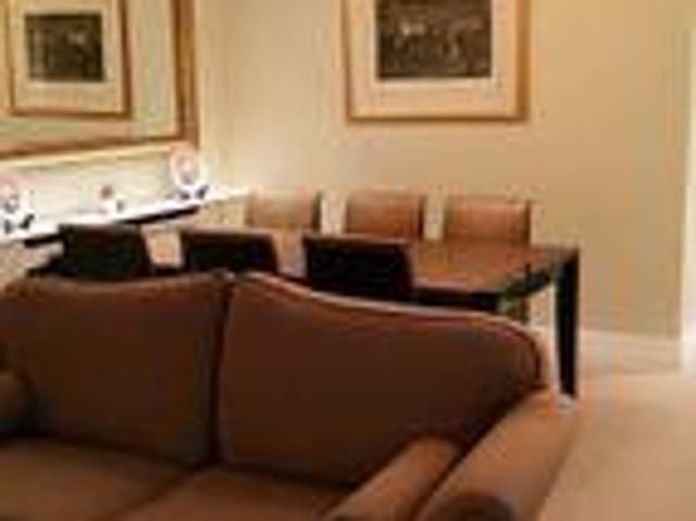 3 Bedrooms Flat for rent in Park Lane, Mayfair W1K