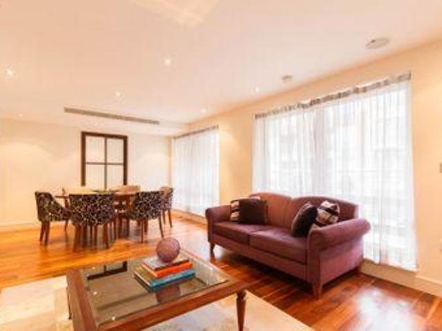3 Bedrooms Flat for rent in Park Street, London SW6