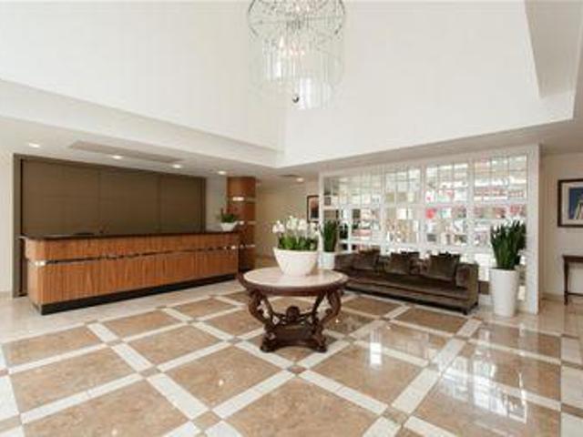 3 Bedrooms Flat for rent in Parkview Residence, Baker Street, Marylebone, London NW1