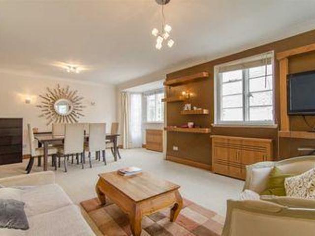 3 Bedrooms Flat for rent in Pembroke Road, London W8