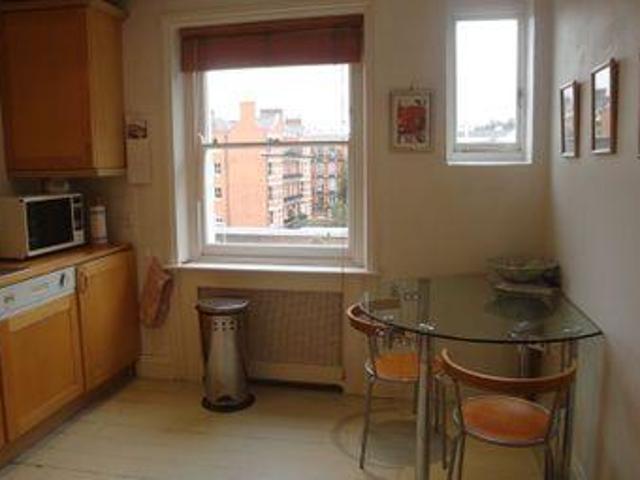 3 Bedrooms Flat for rent in Penywern Road, Earls Court, London SW5