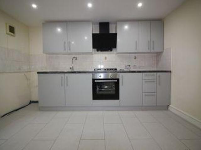 3 Bedrooms Flat for rent in Philip Lane, London N15