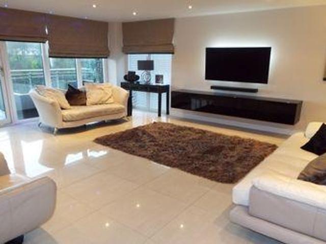 3 Bedrooms Flat for rent in Picton, Victoria Wharf, Cardiff CF11
