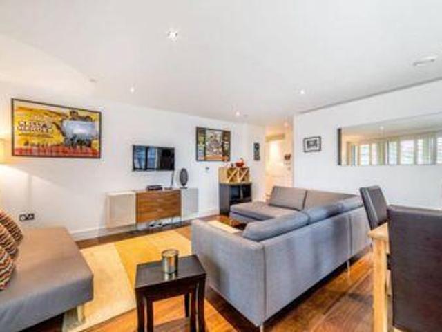 3 Bedrooms Flat for rent in Praed Street, Paddington W2
