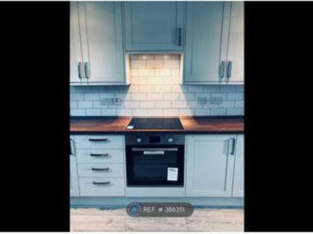 3 Bedrooms Flat for rent in Pretoria Avenue, London E17
