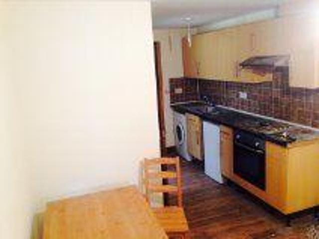 3 Bedrooms Flat for rent in Priory Park, London NW6