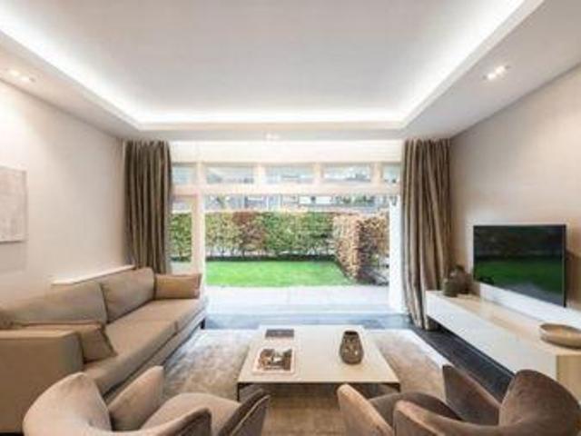 3 Bedrooms Flat for rent in Prince Albert Road, London NW8