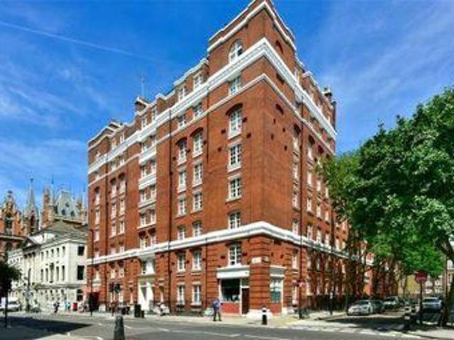 3 Bedrooms Flat for rent in Queen Alexandra Mansions, Hastings Street, London WC1H