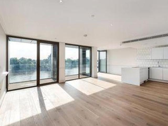 3 Bedrooms Flat for rent in Queen´s Wharf, 2 Crisp Road W6